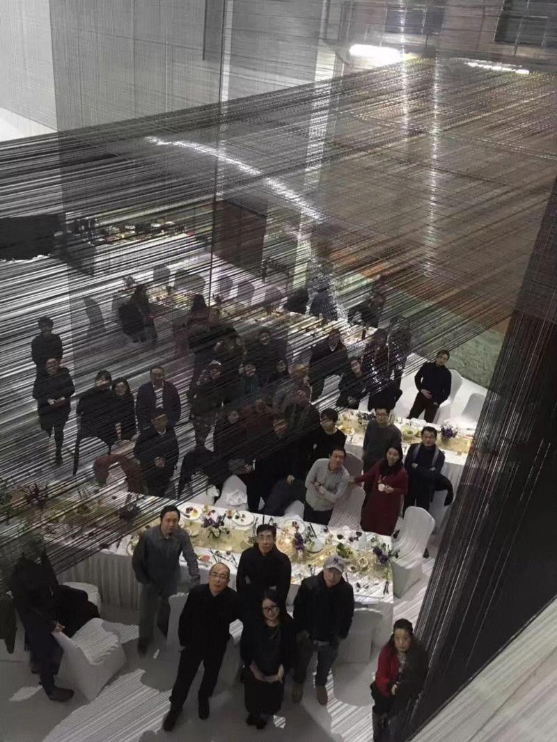 艺米晚宴：50位艺术家作客在3画廊，一场会饮超出了后现代的餐桌 - 在3画廊 - 崇真艺客