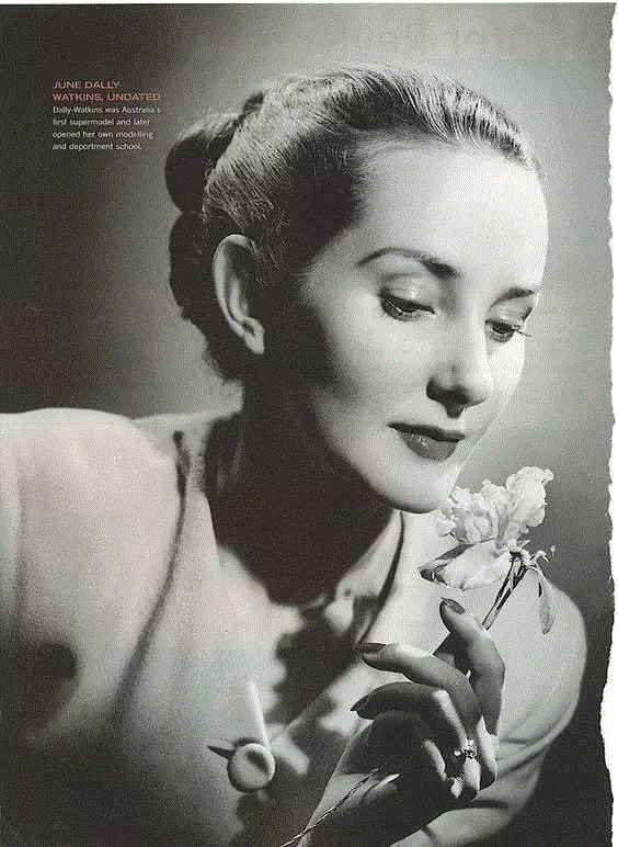 她是奥黛丽·赫本闺蜜，女王钦点礼仪皇后，培养27位世界小姐冠军，90岁依旧优雅动人！ - 艺非凡 - 崇真艺客