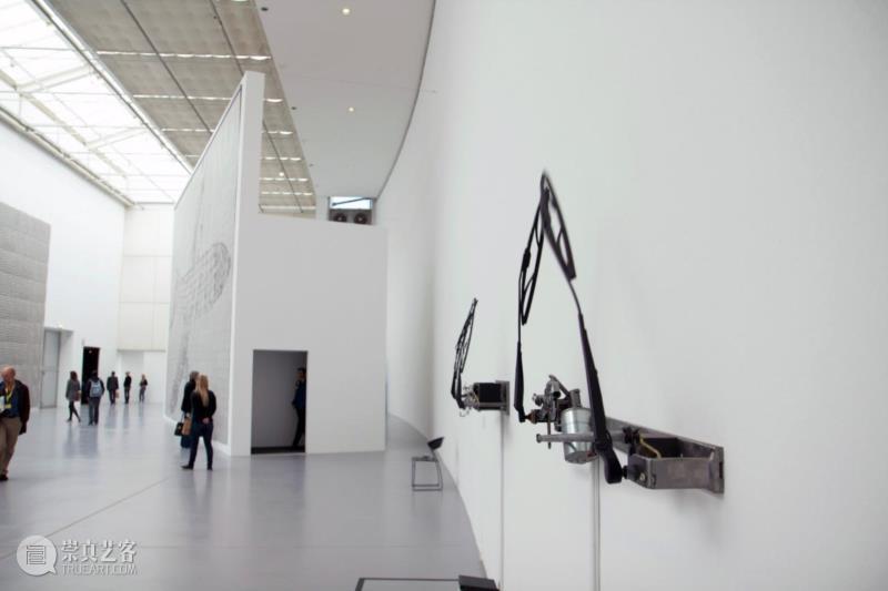 对重复的迷恋：文献展上的早期“数字化”语言与机械美学 | Documenta 13 - 卡塞尔 - 崇真艺客